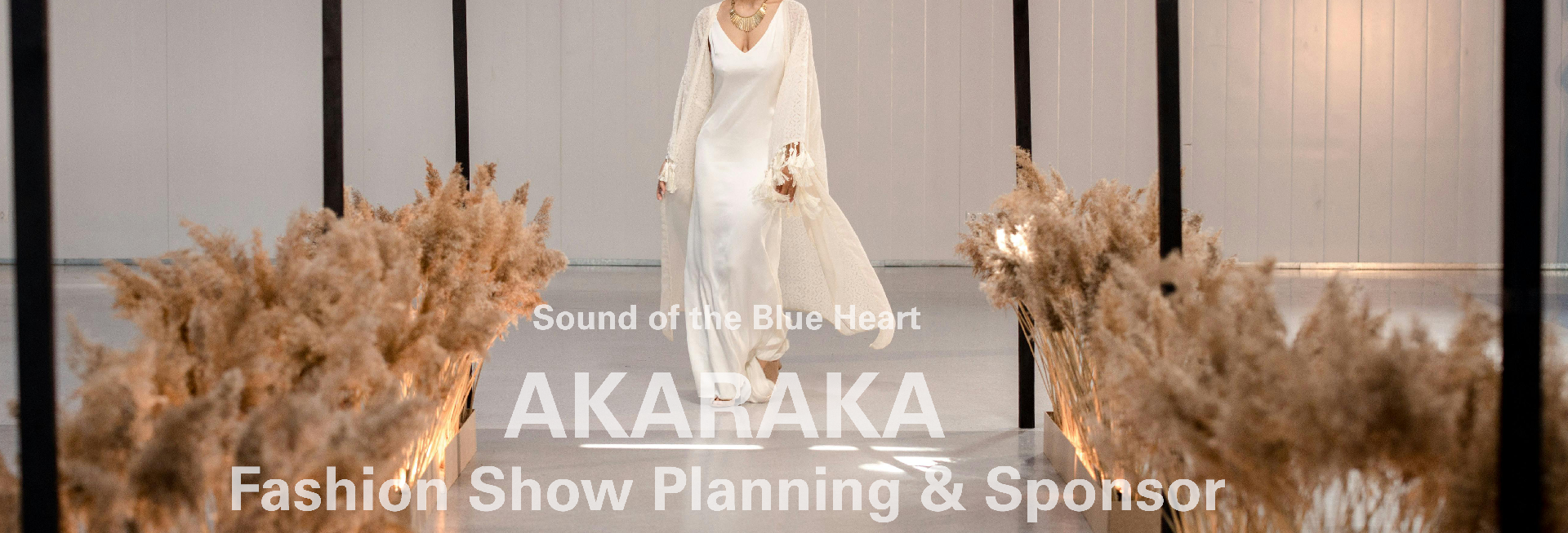 아카라카 . AKARAKA . Official